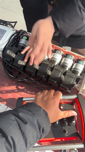 6-channel wireless proportional remote control,4-way crane wireless remote control，Crane wireless proportional valve remote control factory,12v24vWireless proportional remote controller of crane,Elevate control with crane remote control! Experience precision and safety at your fingertips，Manual operation and remote control 500 meters The manufacturer of crane wireless remote control supports customization, preferential price and guaranteed quality, and sincerely invites agents from all over the 