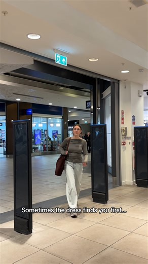 Some things are just meant to be👗✨ @nextoutlet #LivingstonDesignerOutlet #NextOutlet #OutletFinds | Livingston Designer Outlet