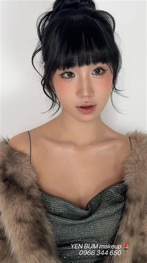 Lưu ý : Ở đây có biến hình !! 🤫 Layout make tiệc cho các chế tiệc cuối năm thích cá tính tham khảo nha 💋 𝒀𝒆̂́𝒏 𝑩𝒖̉𝒎 𝒎𝒂𝒌𝒆𝒖𝒑 💄 𝑻𝒓𝒂𝒏𝒈 đ𝒊𝒆̂̉𝒎 𝒄𝒐̂ 𝒅𝒂̂𝒖, 𝒃𝒂̀ 𝒔𝒖𝒊, 𝒌𝒊̉ 𝒚𝒆̂́𝒖, 𝒕𝒊𝒆̣̂𝒄, 𝒏𝒈𝒖̛𝒐̛̀𝒊 𝒏𝒉𝒂̀,....𝐭𝐚̣𝐢 𝐧𝐡𝐚̀ 𝑵𝒉𝒂̣̂𝒏 𝒅𝒂̣𝒚 𝒎𝒂𝒌𝒆 𝒄𝒂́ 𝒏𝒉𝒂̂𝒏 📸 📞 𝟬𝟵𝟲𝟲 𝟯𝟰𝟰 𝟲𝟱𝟬 ⌛️ Đ𝘪̣𝘢 𝘤𝘩𝘪̉ : 𝘛𝘳𝘢̂̀𝘯 𝘟𝘢́, 𝘠𝘦̂𝘯 𝘛𝘳𝘶𝘯𝘨, 𝘠𝘦̂𝘯 𝘗𝘩𝘰𝘯𝘨, 𝙱𝚊̆́𝚌 𝙽𝚒𝚗𝚑 #makeup | Yến Bủm