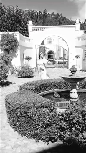 This is how we do the end of the year @SDM. Immaculate vibes only. We'll take you to places you've never even dreamed of #TheHamptons #CascadeCountryManor #SAMA28 #yef #mrthela #fyp #summervibes #SDM