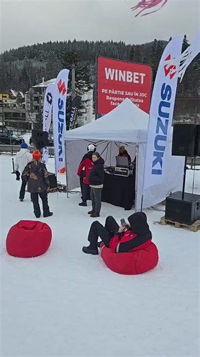 Kiss Fm întreține atmosfera la Azuga! Mulțumim! | Ski Azuga