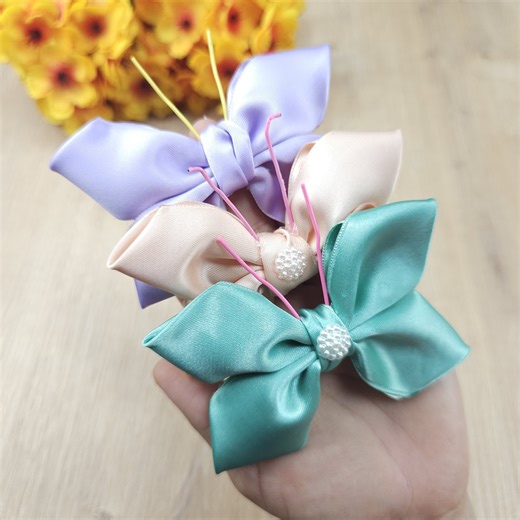 67K views · 808 reactions | Watch how I make a butterfly from ribbon, it's very easy #sewinglove #handmade #ribbonart | Lady Loves Knitting | Facebook