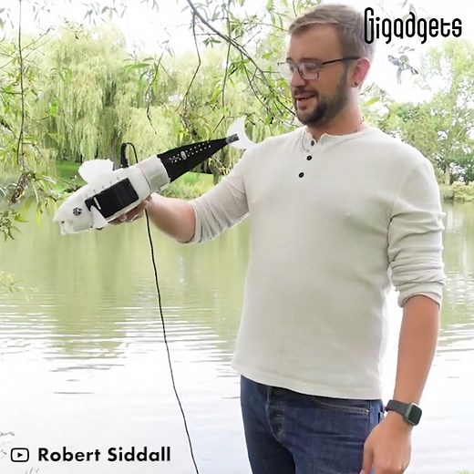 Researchers turn this award-winning idea into a real robot fish that filters microplastics from water. Gillbert the robotic fish was created by student Eleanor Mackinstosh from University of Surrey in the U.K. and won the Natural Robotics Contest 2022. The contest looks to seek nature-inspired robot ideas that could benefit the world. | GIGadgets