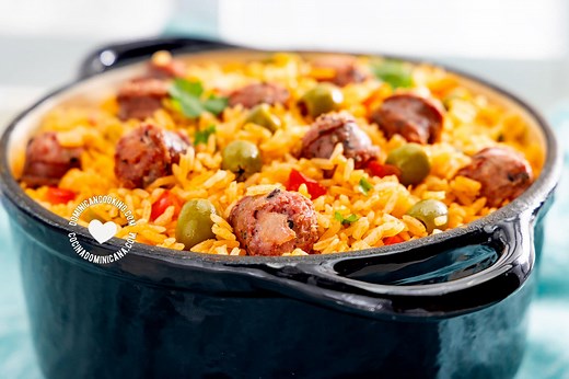 Locrio de Longaniza [Video+Recipe] Rice with Dominican Sausage