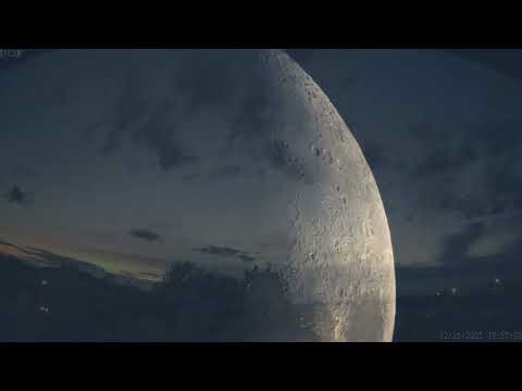 Moon (25 December 2025)