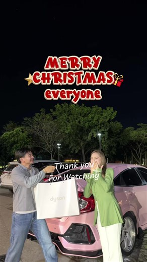 Dyson Airstrait: Perfect Christmas Gift in Hindi! 🎁