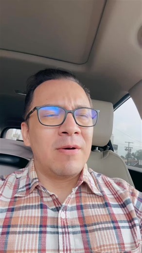 💔 Reflexión con verdad y sin filtros: Hoy hablo del repudio a los hijos malagradecidos, esos que crecieron bajo la obstrucción parental, fueron manipulados para odiar a su padre y, ya siendo adultos, siguen exigiendo dinero, lujos y atención… pero sin respeto ni gratitud. La reflexión parte de una realidad incómoda: cuando un hijo llega a la mayoría de edad, ya tiene voluntad, conciencia y responsabilidad moral. Si decide seguir rechazando, humillando o chantajeando al padre que lo sostuvo toda