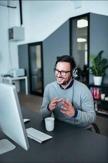 Best Accounting & Finance Podcasts to Boost Your Money Skills in 2025