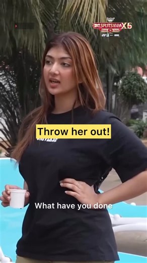 Jayati Dhananjay Shrivastava on Instagram: "@444suzzane should have been thrown out of @mtvsplitsvilla as soon as this episode was shot. this behaviour is not normal #relatable #reeltalk #realtalk #splitsvilla"