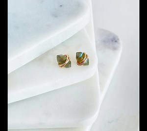 Labradorite Stud Earrings • Raw Labradorite Studs • Raw Gemstone Earrings Boho Minimalist Geometric Natural Stone • Minimalist Jewelry - Etsy