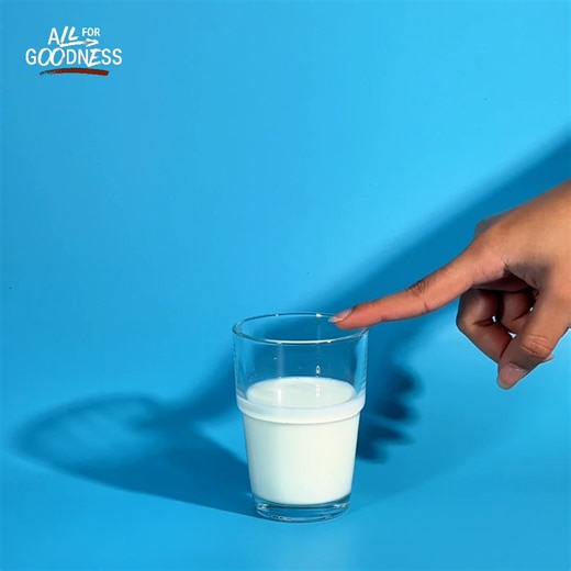 Discover the natural goodness of Loacker Classic. Each wafer is crafted using real ingredient, bringing you the wholesome flavors🥛🥜🍫 #Loacker #AllForGoodness #100Years | Loacker