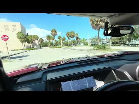 2006 Hummer H2 (start-up & test drive)