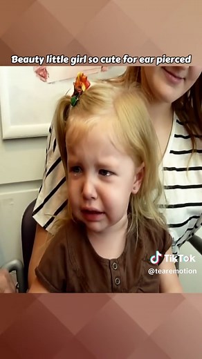 Angel baby painful crying for ear piercing 😳 #earpiercing #piercing #surprise #earhole #fyp #emotional #scared #satisfying
