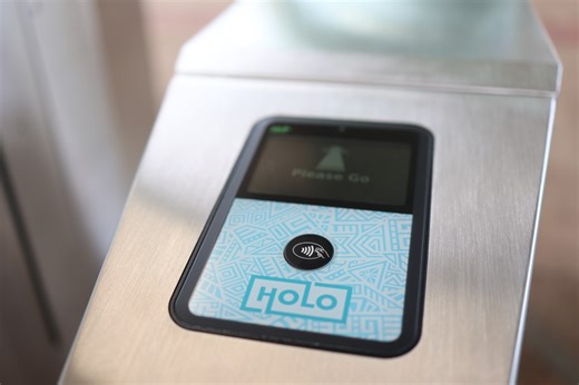 DTS: Don't fall for this HOLO card app scam