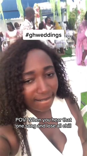 Not your regular “entertainment prefect” !!! I didn’t even know the bride and groom but my activated fun mode over who invited me sef! #lol #iamnanayaa #iamnanayaap3na #fyp #fun