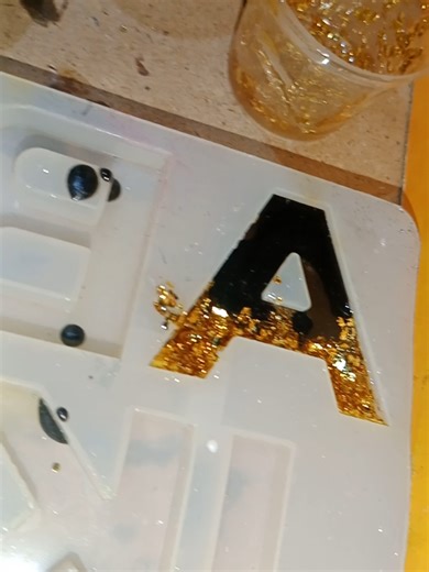 Custom Resin Alphabet Keychain Crafting Guide
