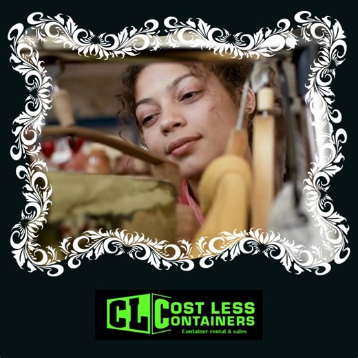 𝐓𝐨𝐨 𝐦𝐚𝐧𝐲 𝐜𝐥𝐨𝐭𝐡𝐞𝐬… 𝐧𝐨𝐭 𝐞𝐧𝐨𝐮𝐠𝐡 𝐜𝐥𝐨𝐬𝐞𝐭? Sounds like you need a seasonal closet container 👕👢🎄 Store winter coats, boots, holiday décor — or even turn one into your overflow closet so your house can breathe again. Closet goals, but bigger 😉 👉 www.costlesscontainers.com #GreenvilleTX #StorageContainer #SeasonalStorage #ContainerCloset #Declutter #EastTexasLiving | Cost Less Containers