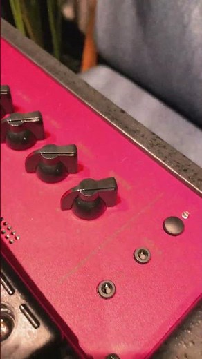 The VOX VX50 BA, a portable 50 Watt bass amp for powerful Bass Jams on the go!