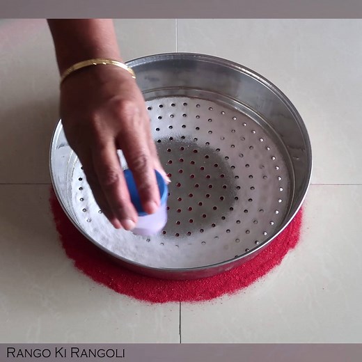 30K views · 247 reactions | Simple and Easy Rangoli Design using Strainer | Rango Ki Rangoli This video shows how to make simple and easy rangoli design using strainer. Follow Rango Ki Rangoli to watch new rangoli designs everyday | Rango Ki Rangoli | Facebook