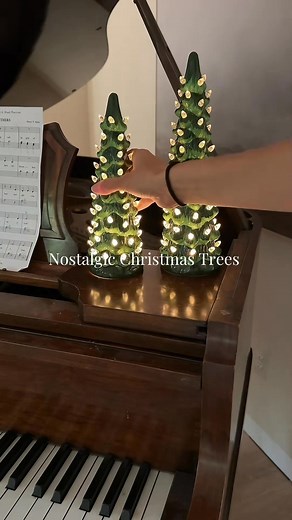 ✨ Add a cozy holiday glow to your home with this hand-painted Christmas tree! 🎄 Pre-lit with warm LED bulbs and a built-in timer, it’s perfect for mantels, dining tables, or nightstands. 💡 A timeless festive accent that spreads cheer all season long! | Yarnsky-01