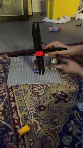 Fan explodes | collapsible fan