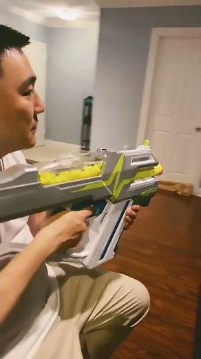 * NERF HYPER MACH-100* Super Shot Toys