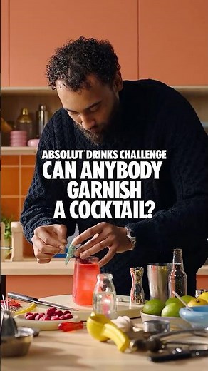 Can anybody garnish a cocktail? | Absolut Drinks Challenge #garnish #cocktailrecipe #absolut