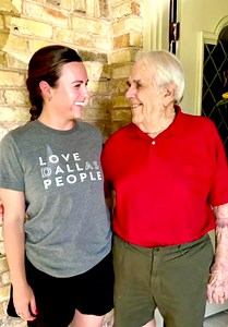 17K views · 722 reactions | 98-Year-Old Welcomes New Neighbor, What Happens Next Will Restore Your Faith in Humanity 凉 | Eric Stanley | Facebook