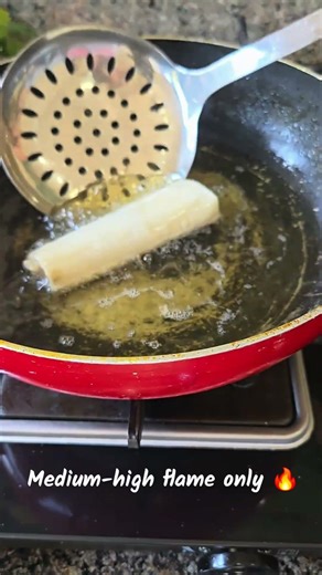 Super Crispy Nutella Rolls with Ice Cream | Easy Party Dessert #shortsfeed #shorts