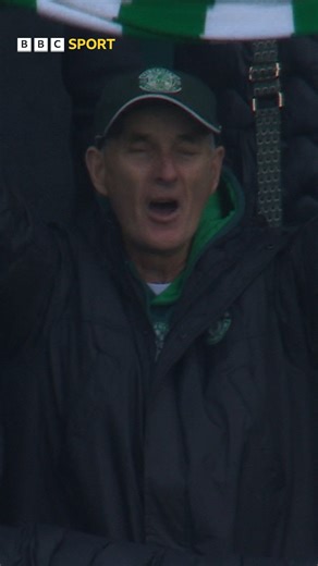 Sit back and enjoy one of the best anthems in football 🎶 The Hibs fans belt out Sunshine on Leith after an enthralling Edinburgh derby win 🙌 #BBCFootball | BBC Sport Scotland
