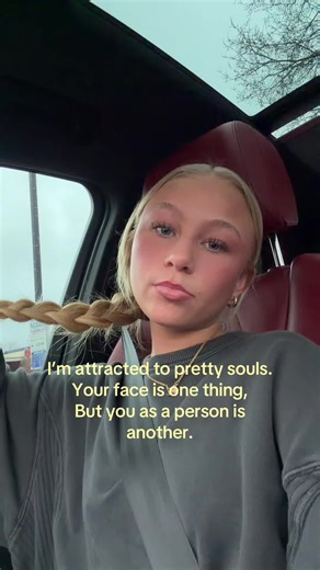 Personality>looks #foryou #yellowfont | yellow font