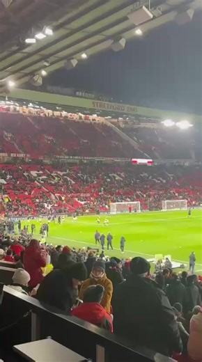 Boxing Day football at Old Trafford 😍 | Manchester United - Manchester Evening News
