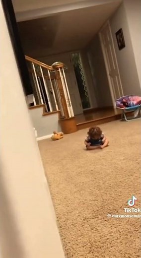 Top 5 scariest jumpscares (this video is extremely and very very creepy)