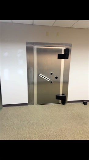 Vault Door Removal by Top Safe Solutions Company