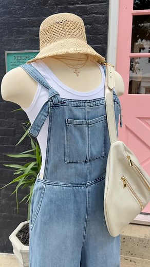 Make some memories with us 曆 Shop online + in-store. #shopflutter #mamamia 100 State Street Newburgh, Indiana 47630 www.shopflutter.com —> download the free Shop Flutter App #downtownnewburgh #indiana #womensfashion #boutique #shopsmall #smallbuisness #supportlocal #local #smalltown #fashiontrends #overalls #jumpsuit #summeroutfit #buckethat #denim | Flutter Newburgh | Facebook