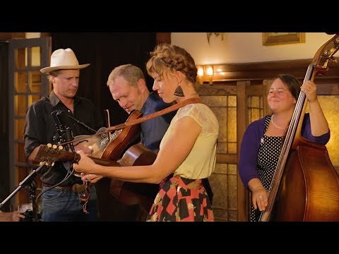 Foghorn Stringband - Reuben's Train
