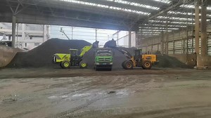 JGM Construction Machinery | Pure Electric Wheel Loader Battery Operated Loader JGM857E Discover more: https://www.jingongglobal.com/video/products-detail-740065 Email: overseas@china-jingong.com JGM Pure Electric wheel loader adopt CATL Lithium iron phosphate battery Energy recovery system, longer endurance and more energy saving. Equipped with large-capacity lithium iron phosphate battery, optional charging pile specification: 240KW, using double gun charging, it can be fully charged in 1 hour