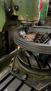 Milling machine #manualmachinist | مصنع الجندى للصناعات المتطورة-El Gendy for Advanced Industries