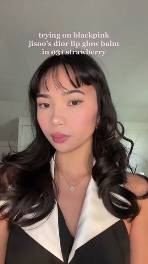 Jisoo's Dior Lip Glow Balm in 031 Strawberry Review