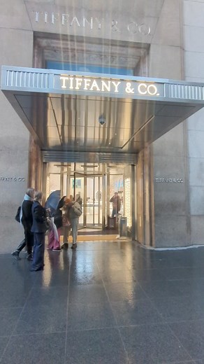 17K views · 227 reactions | Blue Box Café en #Tiffany | Mi Viaje A Nueva York | Facebook