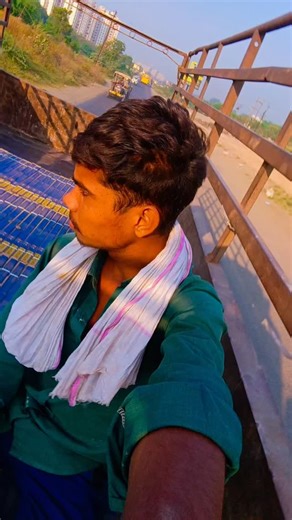 Mahesh Garasiya Mahesh on Instagram: "Visit this huge Jurassic World with all your favorite characters from CAMP CRETACEOUS. Meet Bumpy and her Ankylosaurus herd, or the aggressive Toro. The Gyrosphere Valley is home to many gentle herbivores like Sinoceratops or Brachiosaurus, while the lagoon houses a terrifying sea creature from earths past: Mosasaurus. Make sure to stick around until the sun sets for a truly spectacular sight: The bioluminescent Parasaurolophus, that glow magically against t