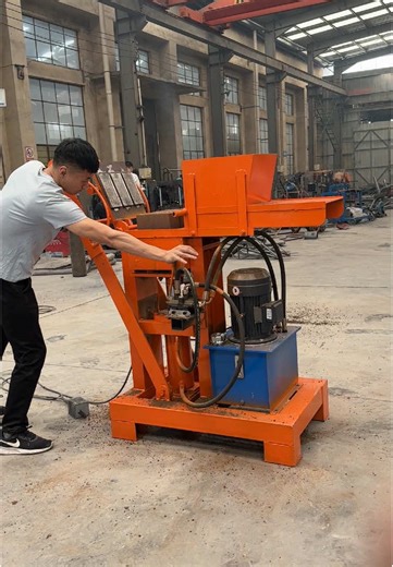 #brickmachinemike #brickmachine #brickmachineautomatic #brickwork #bricklayer #blockmachine #buildingblocks #construction #hollow #foryou #fyp