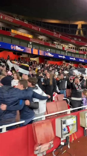 What it means to these fans 🙌 Corinthians fans celebrate their equaliser against Arsenal in the first ever FIFA Women’s Champions Cup Final 🏆 #FIFAWomensChampionsCup #FIFAWCC | DAZN Women’s Football