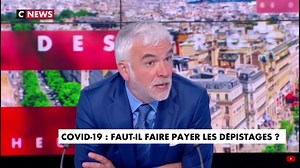 Pascal Praud refuse de faire vacciner son fils et se fait moquer par son chroniqueur (vidéo)