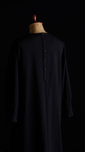 atelier_naruse2007 on Instagram: "・ ・ ────────────────────────── 【 ✍️ TODAY's TOPICS 】 ◎ 全国の取扱店さま ／ 🙆‍♀️InFormal series｜インフォーマルシリーズ あす「1月10日（土）」から販売スタート！ ・ ◎ the an｜Online store ／ 🙆‍♀️Formal 2026｜アトリエナルセ ノ フォーマル。 ＆ 🙆‍♀️InFormal series｜インフォーマルシリーズ 来週「1月16日（金）」から一挙販売スタート！ ────────────────────────── 新年、あけましたね。おめでとうございます🍊。 みなさん、変わらずお元気ですか。 お正月気分はうまく抜けましたか。 2026年も、ちょっといい服、たのしいお知らせを みなさんのもとへお届けできるように スタッフ一同はりきって進んでいきたいと思います。 あたらしい一年も、どうぞ、よろしくお願いいたします🕺。 そんなわけで。 2026年の幕開け、atelier naruse はフォーマルアイテム勢