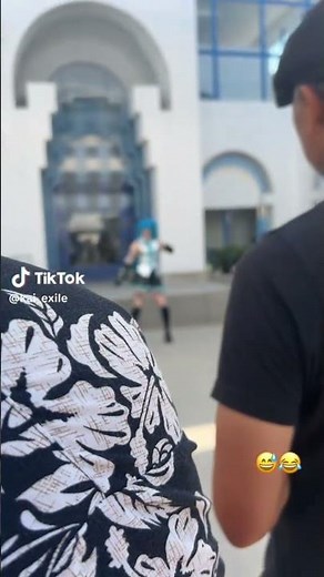 there's a live miku concert?? #vocaloid #miku