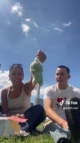 LA Boo Boo Unboxing Adventure in Central Park