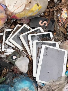 Wow!! Many tablet...!! #reelsfbシ #reelstrending #maney #reelsviralfb #reelsviral #reelsvideo #reelsfacebook #reels #iphone13promax #dollar #iPhone16Plus #iphone16promax #foundmoney #Samsung #iphone13 #iPhone15ProMax #iphone15plus #money #iphone16 #iphone #smartphone #abandoned #Huawei #vivo #ipad #iphone14plus #ipadpro #dollars #iPhone15Pro #iphone14promax | Galaxy Restore