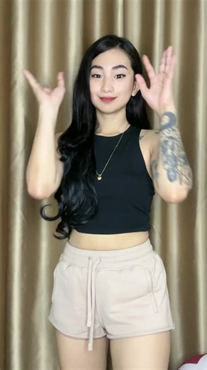 Expressive Hand Gestures and Movements Tutorial