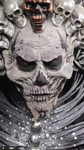 Gave me headache looking for my swing video clips. Had to remix the sounds too so i can put them all together! Now tell me how many swings and looks on this video😁 can we make it to 1M followees now? Its long overdue and not moving! Idk why!!!? #compilation #makeup